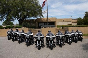 Tyler Texas PD Chooses the Victory Commander I Police Motorcycle - Law ...