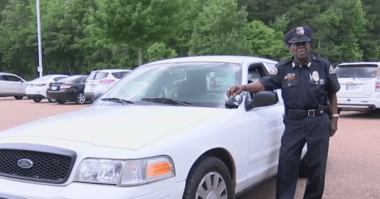 Arkansas Police Officer Turns 90 Years Old – Law Officer