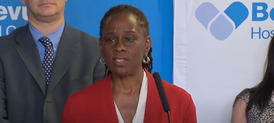 First Lady Chirlane McCray describes no cops as ‘utopia’ – Law Officer