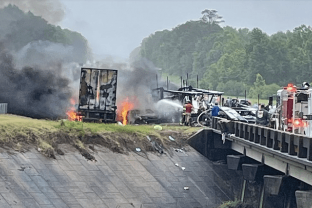 Alabama interstate crash leaves 10 dead – Law Officer