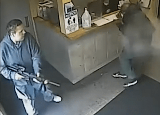 Unarmed security guards take down gunman after he enters Buffalo ...