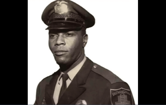 Trailblazing Alabama police officer dies at 90 - Law Officer